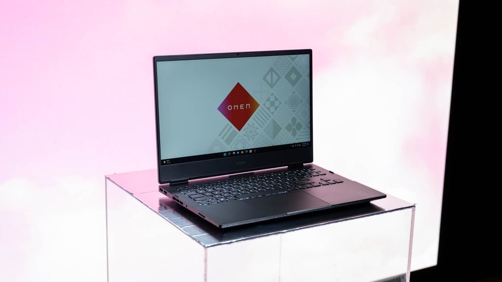 RTX 4090 mobile GPU appears in next-gen gaming laptop — and 13th Gen ...