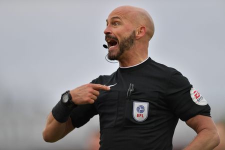 The most iconic football referees | FourFourTwo