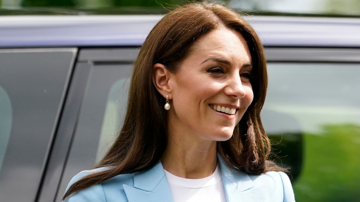 Kate Middleton's Reiss blazer has a huge £118 discount | Woman & Home