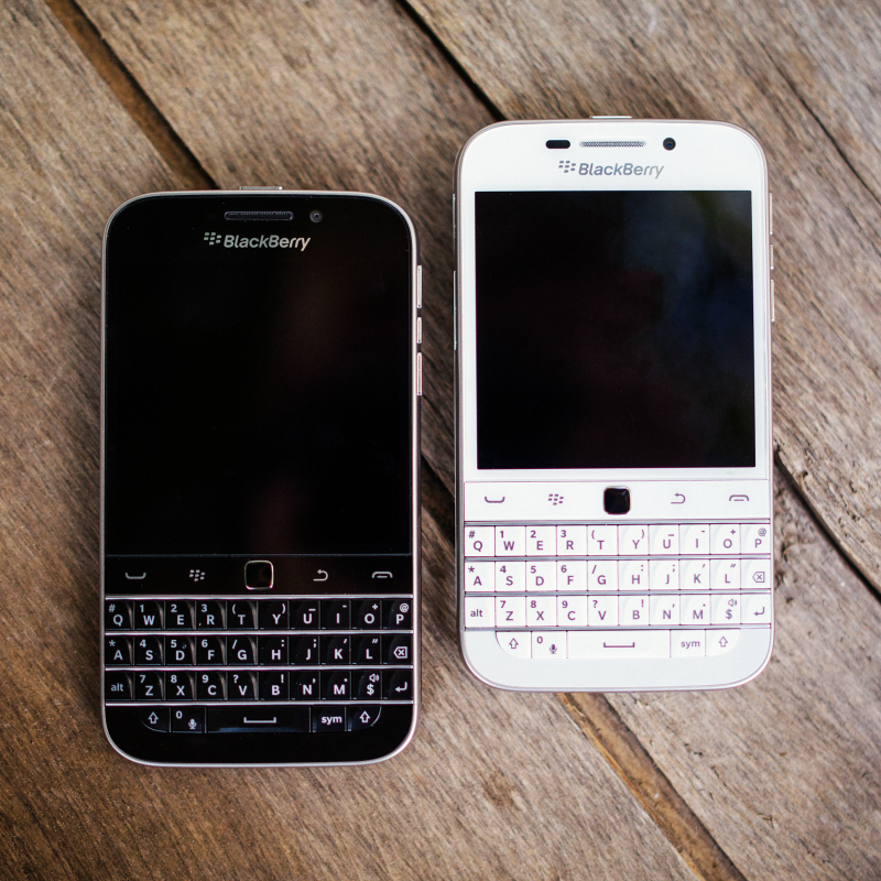 BlackBerry retires its famous keyboard model, the BlackBerry Classic ...