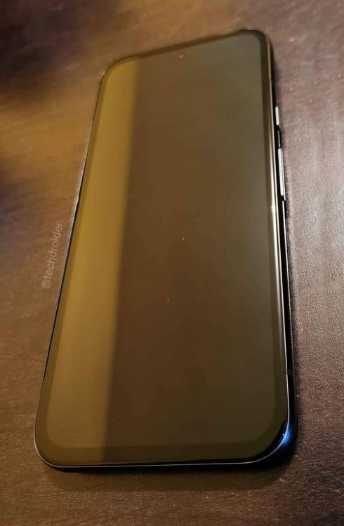 Google Pixel 8a live photos show off big bezels and a rounded design ...