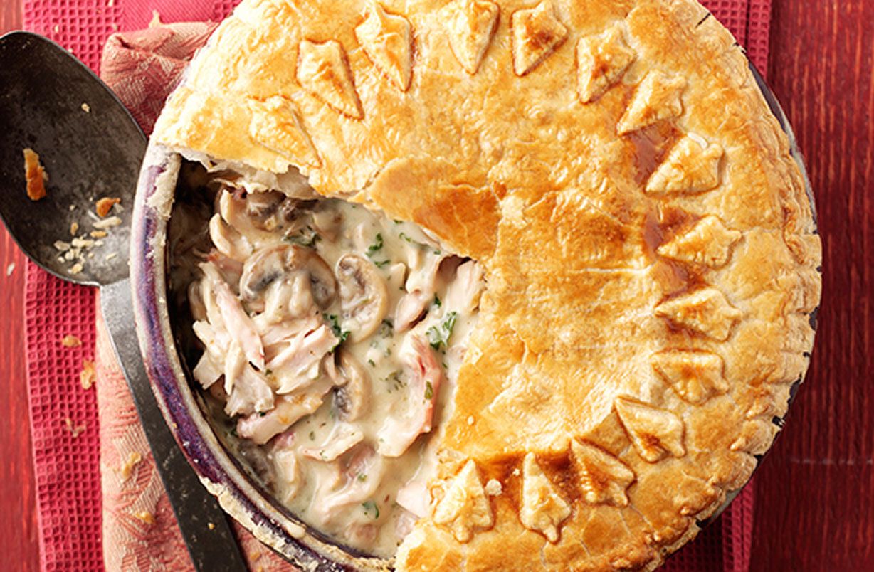 Chicken and bacon pie with mushrooms | British Recipes | GoodtoKnow