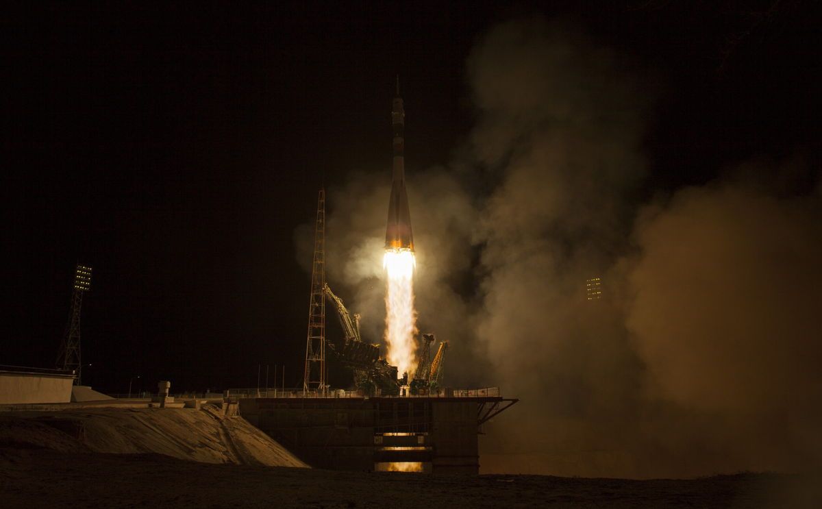 Soyuz Rocket Launches 'Express' Trip to Space Station (Photos) | Space