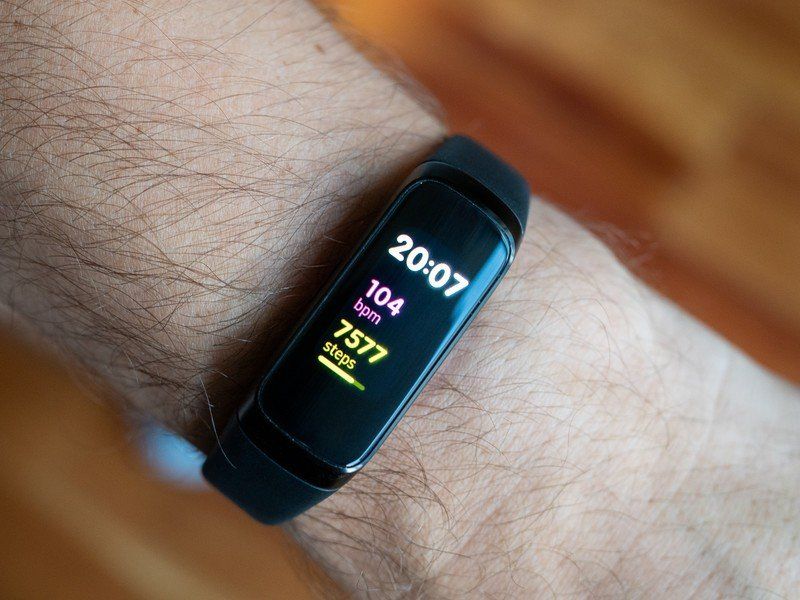 Samsung Galaxy Fit review: Daily activity tracking with no hassle ...