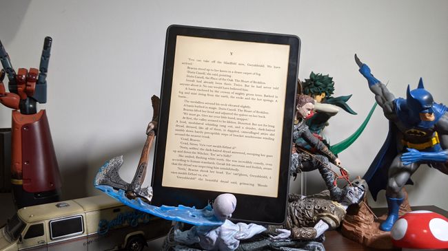 Kindle Paperwhite (2021, 11th Gen) review | Laptop Mag