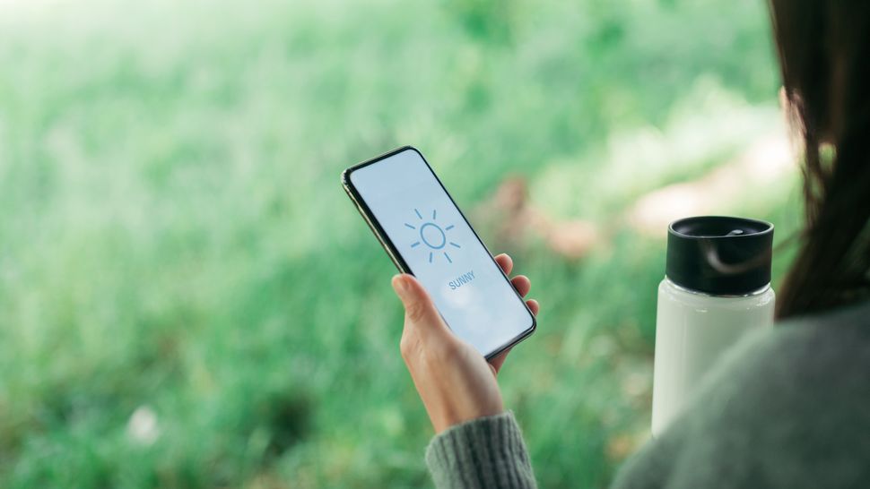 Wind safety for hikers: how windy is too windy to go walking? | Advnture