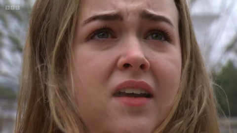 EastEnders fans say 'phenomenal' Ellie Dadd needs awards | What to Watch