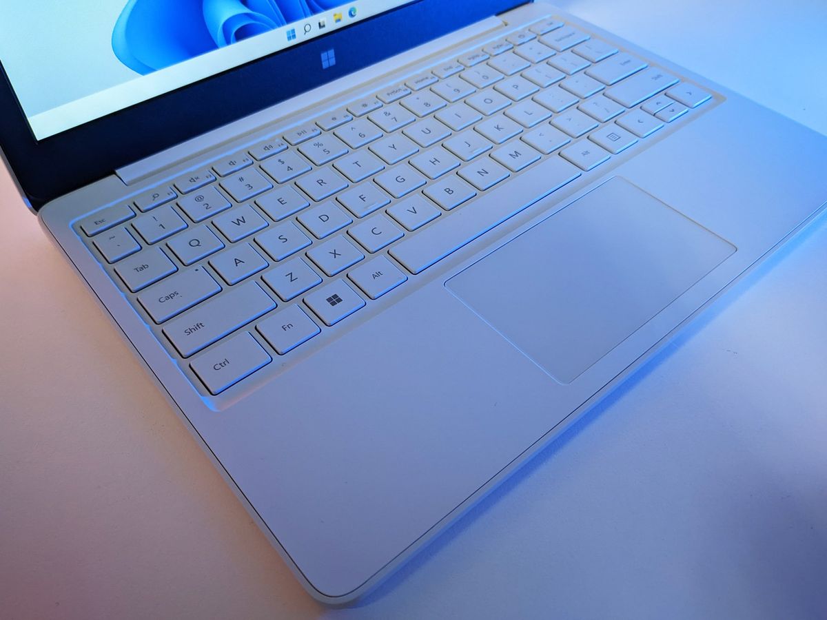 Microsoft Surface Laptop SE review: What EDU and budget PCs should ...