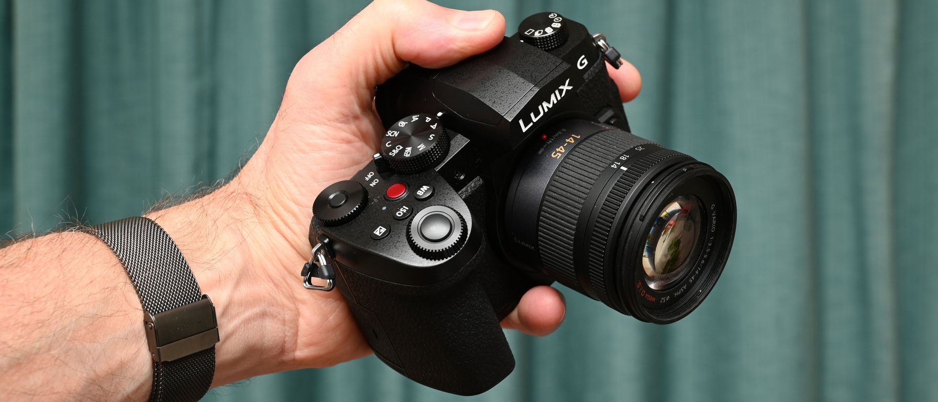 Panasonic Lumix G97 review: a new Micro Four Thirds camera that feels very familiar | Digital ...