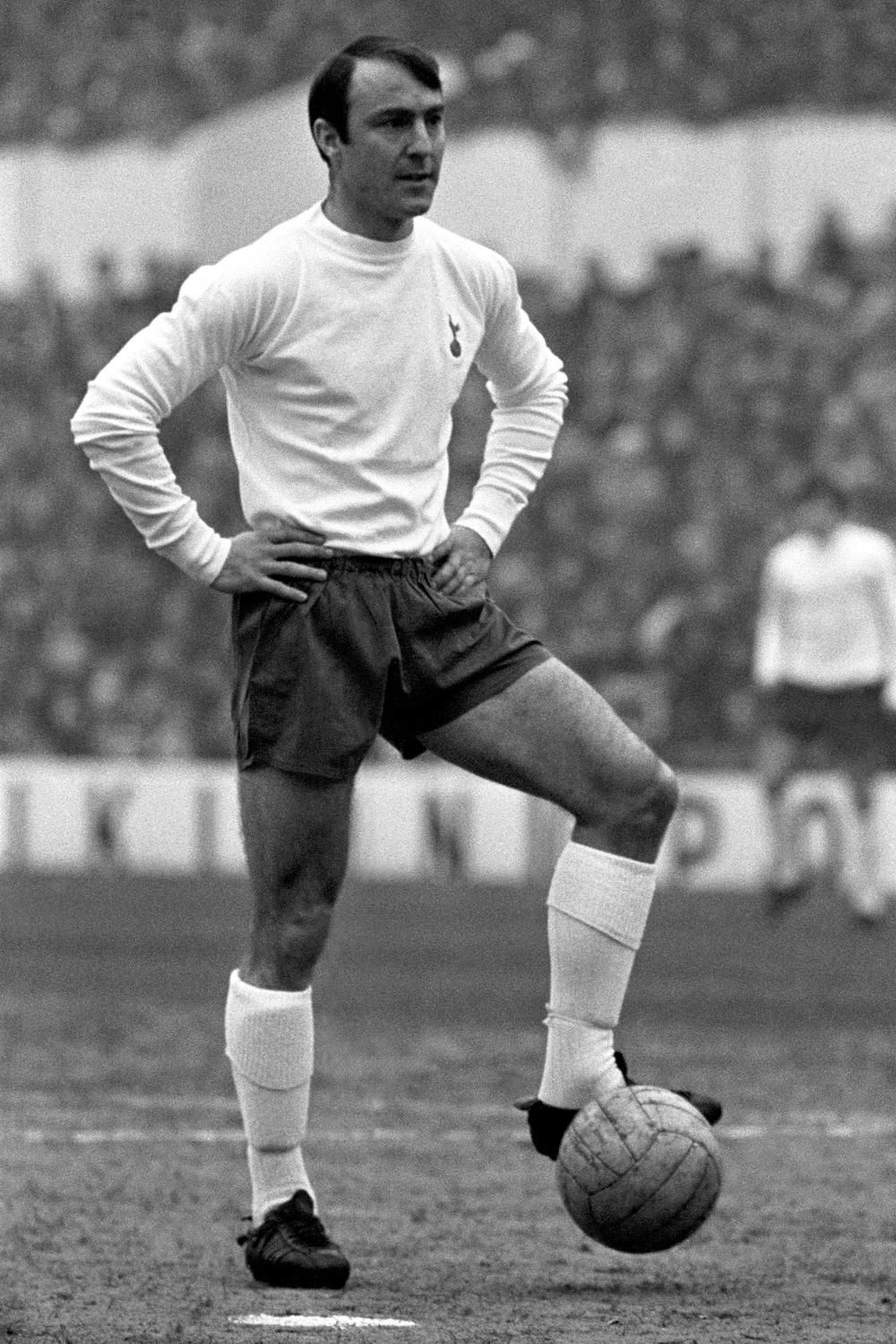 Jimmy Greaves awaiting outcome of tests after a comfortable night in ...