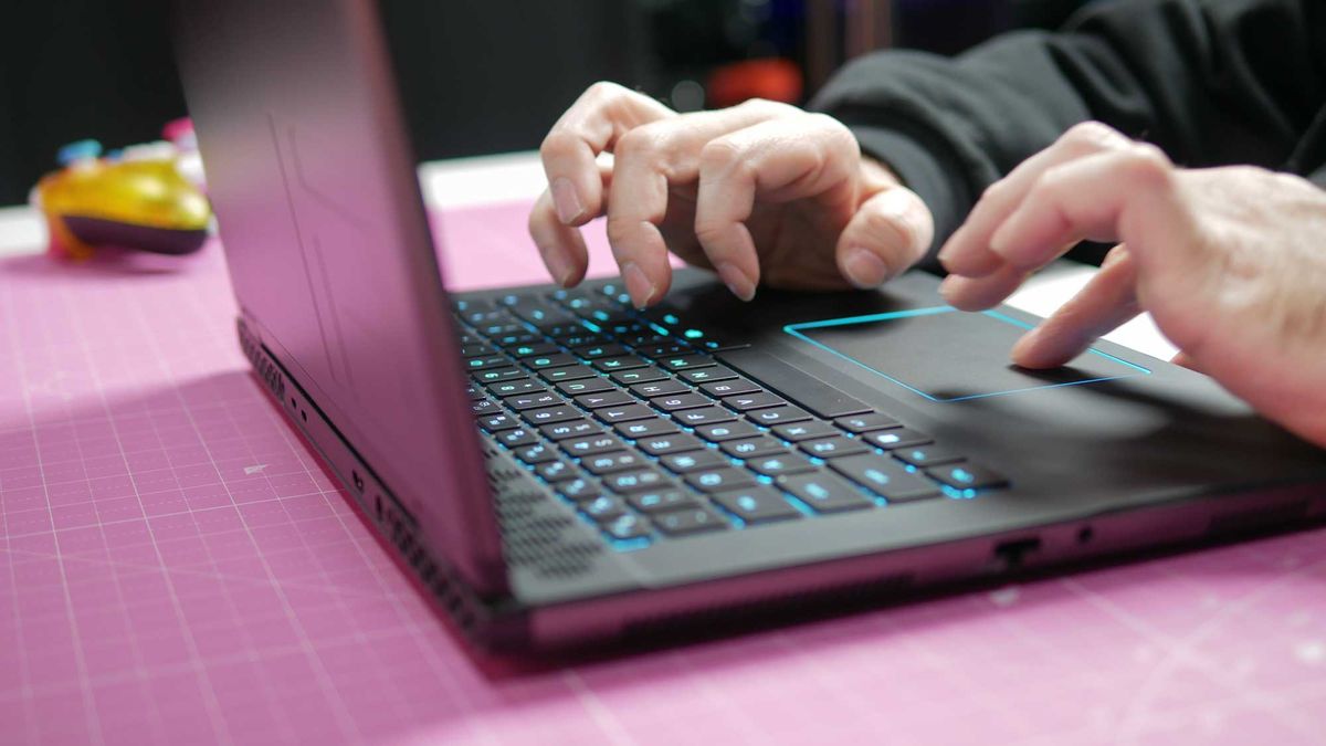 Alienware m16 R2 review: A stealthy gaming laptop | Tom's Guide
