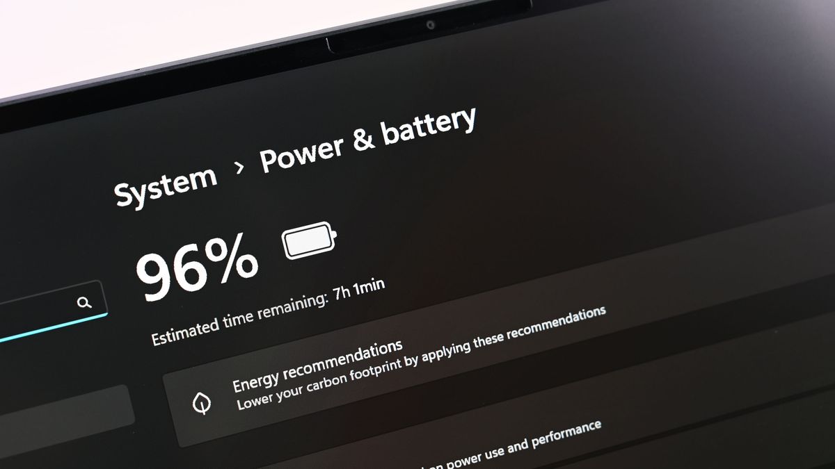 Dell XPS 13 (9345) with Snapdragon Review: Incredible power in a ...