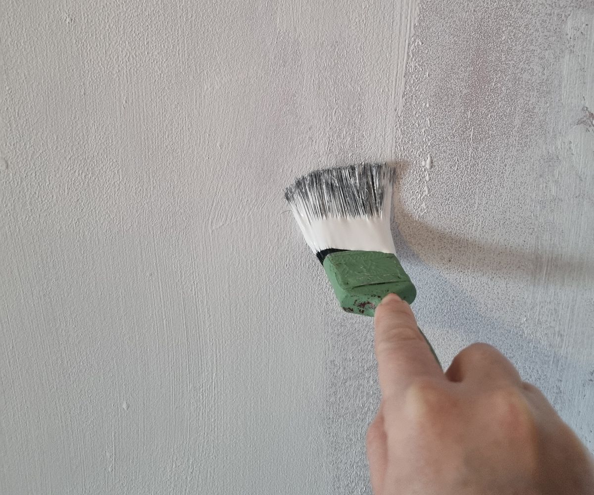 Why you shouldn't use a dehumidifier to make paint dry | Homebuilding