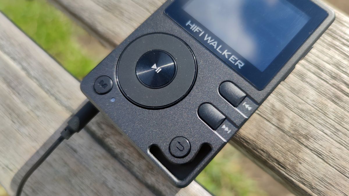 HiFi Walker H2 review: An MP3 player with wide-ranging file support but ...