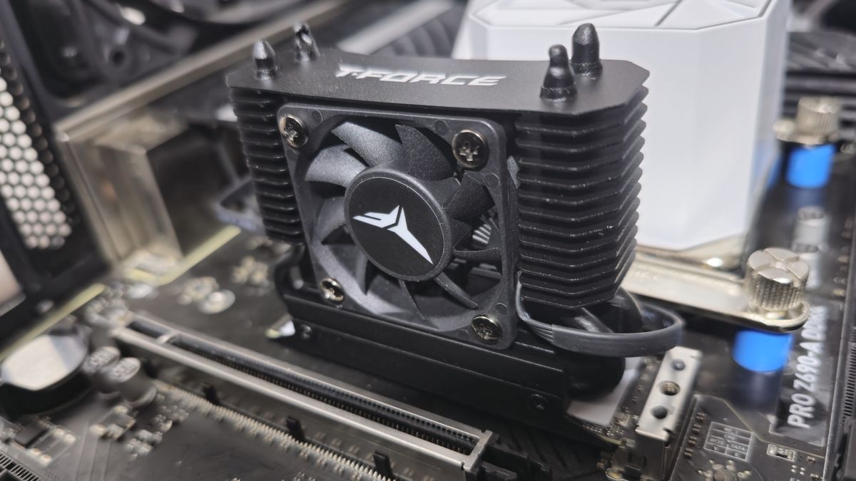 Benchmarks and Conclusion - TeamGroup T-Force Dark AirFlow I SSD Cooler ...