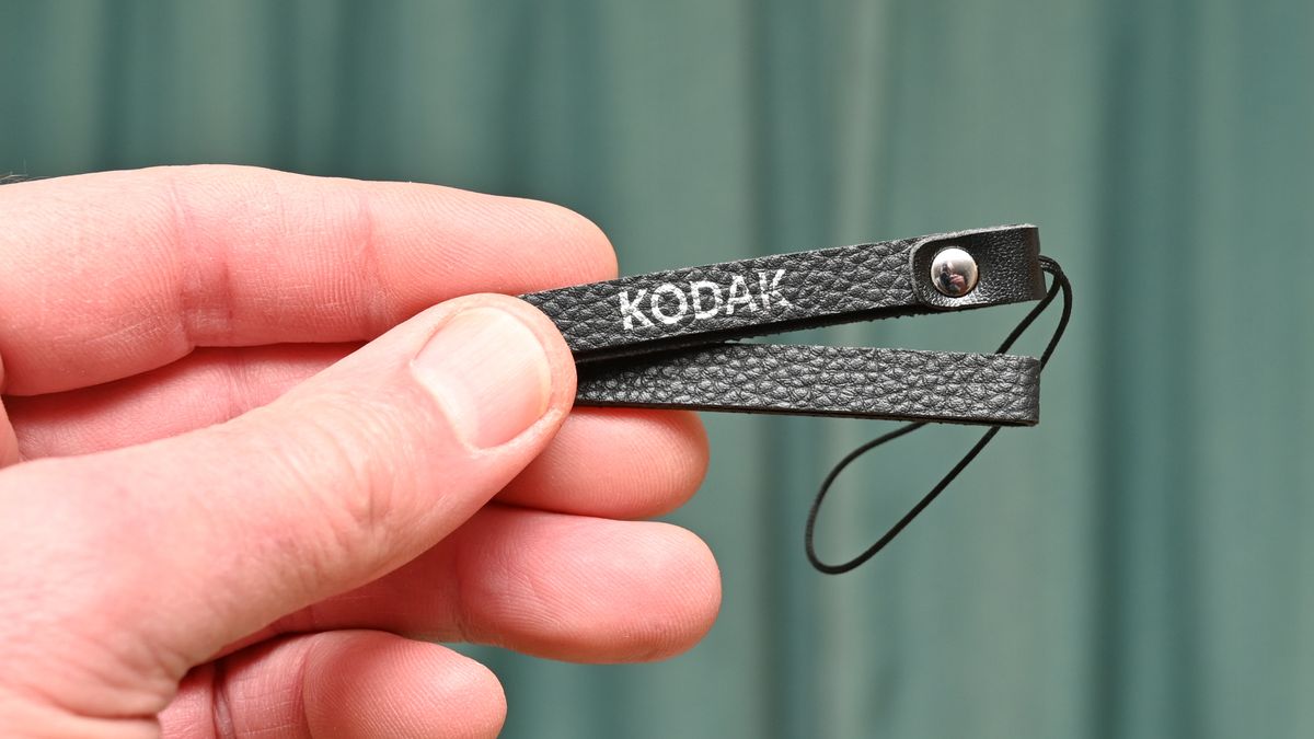 Kodak i60 Reloadable Film Camera review: is it a case of style over ...