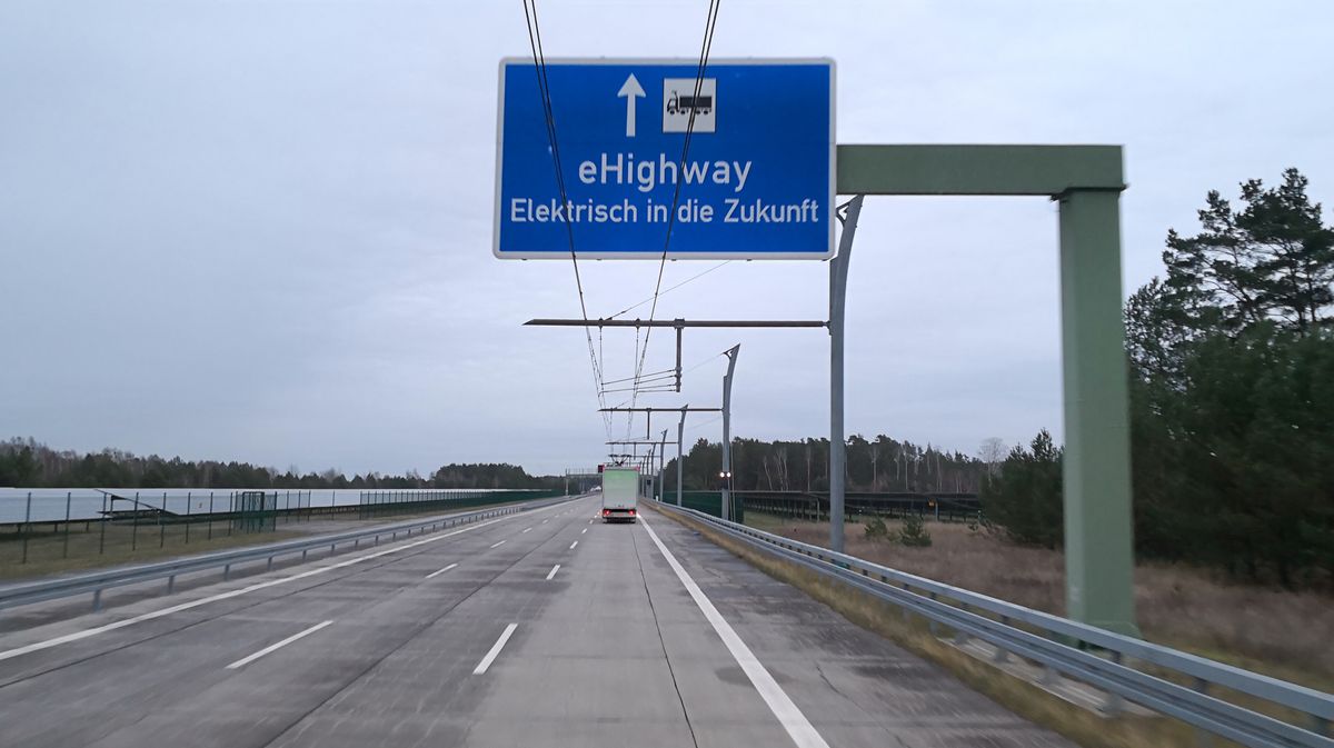 Siemens eHighway promises sustainable road freight transport | TechRadar