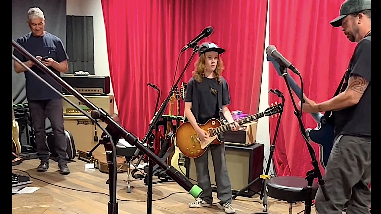 "I love you Foos": Watch Scott Ian's 12-year-old son Revel play ...