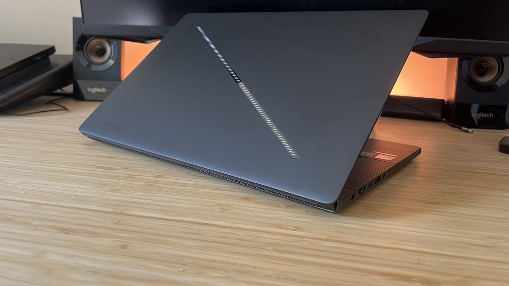 Asus ROG Zephyrus G16 (2025) review: "sharpens the Blade" | GamesRadar+