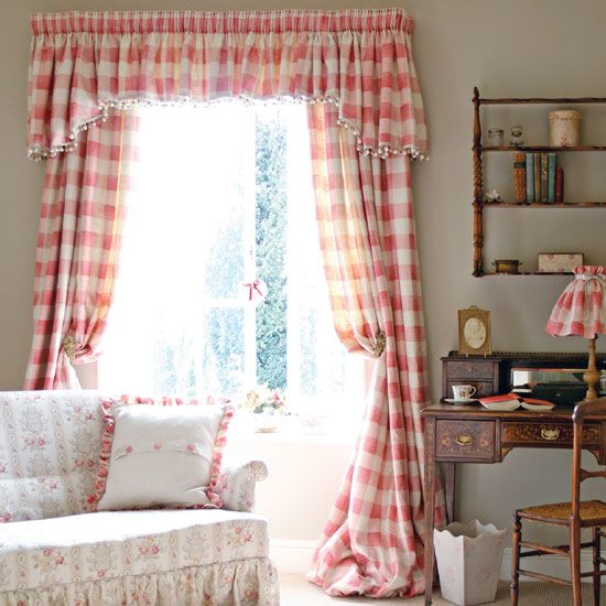 Dress and decorate country windows | Ideal Home