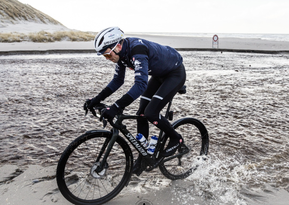 Asgreen hits out at Blaavand Gravel World Series Race, won by Kongstad ...