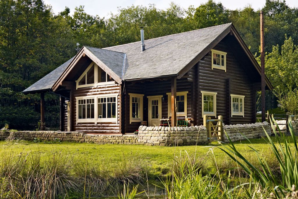 26 Low Budget Homes Built For Under £200,000 | Homebuilding