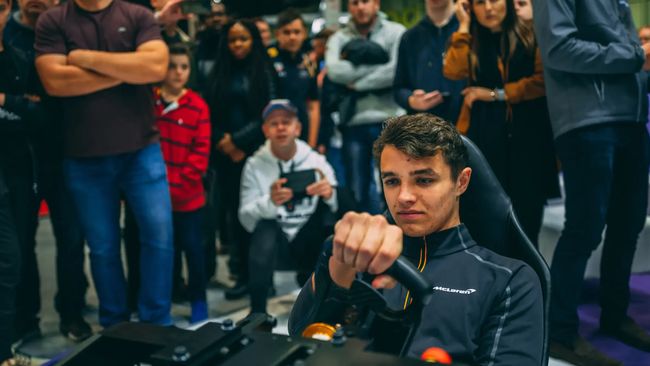 Pro athletes and wealthy gamers are spending thousands on these custom ...