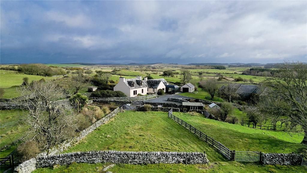25 magical country homes for sale from just £225,000, as seen in ...