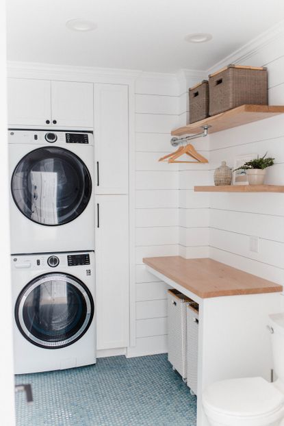 9 laundry room cabinet ideas: tips for an organized space | Homes and ...