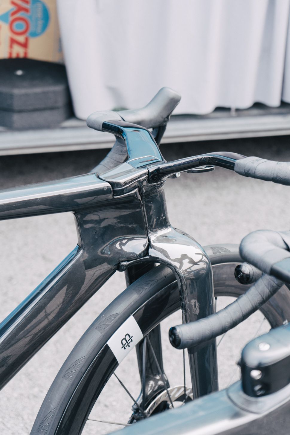 Jake Stewart's insane Factor prototype bike: Up close and personal with ...