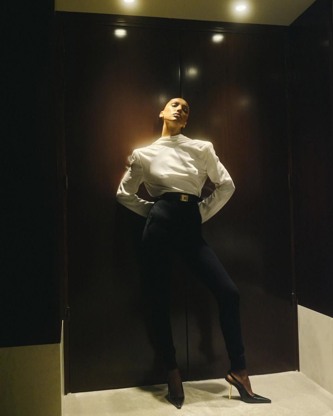 The "Ultra-High Net Worth" Top That Chic People Are Wearing | Who What Wear