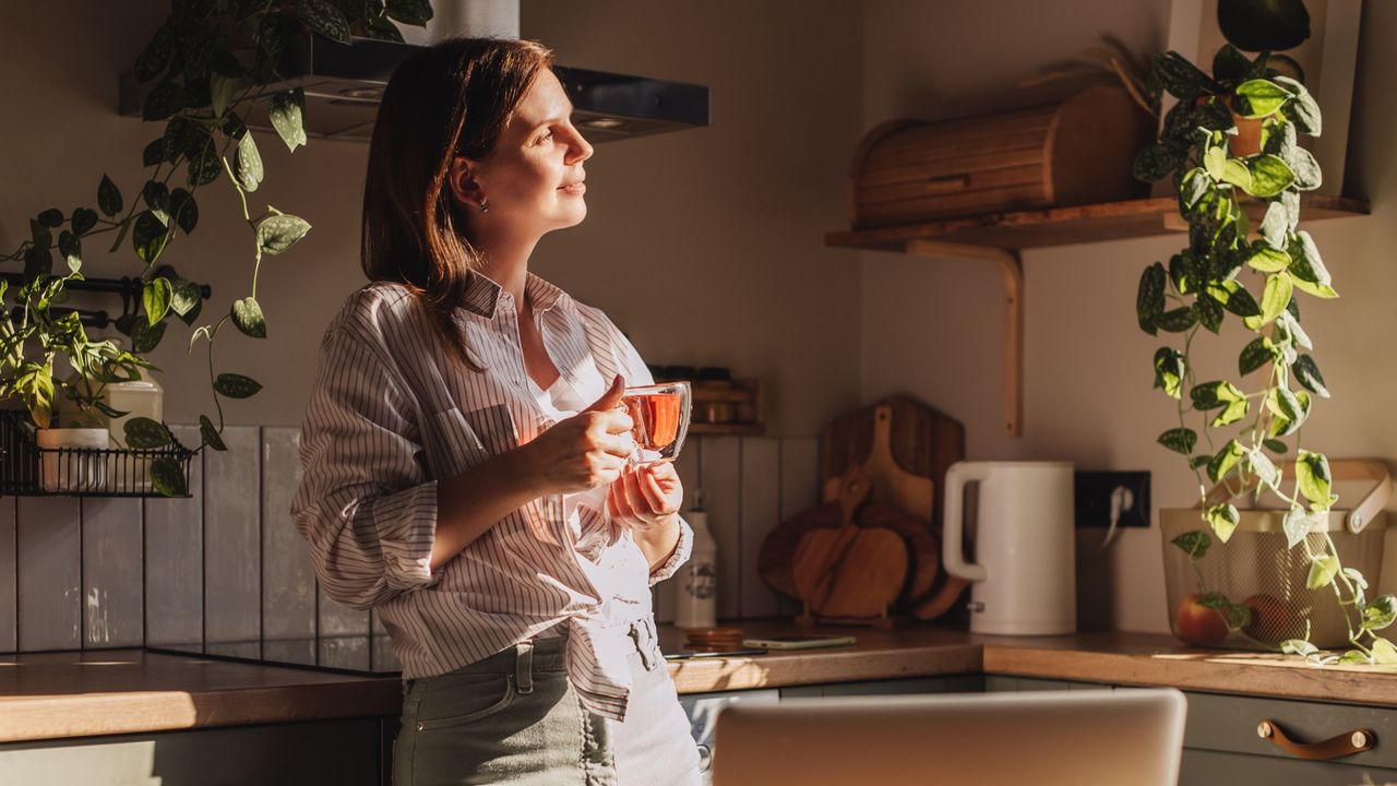 32 tips for drinking less alcohol | Woman & Home