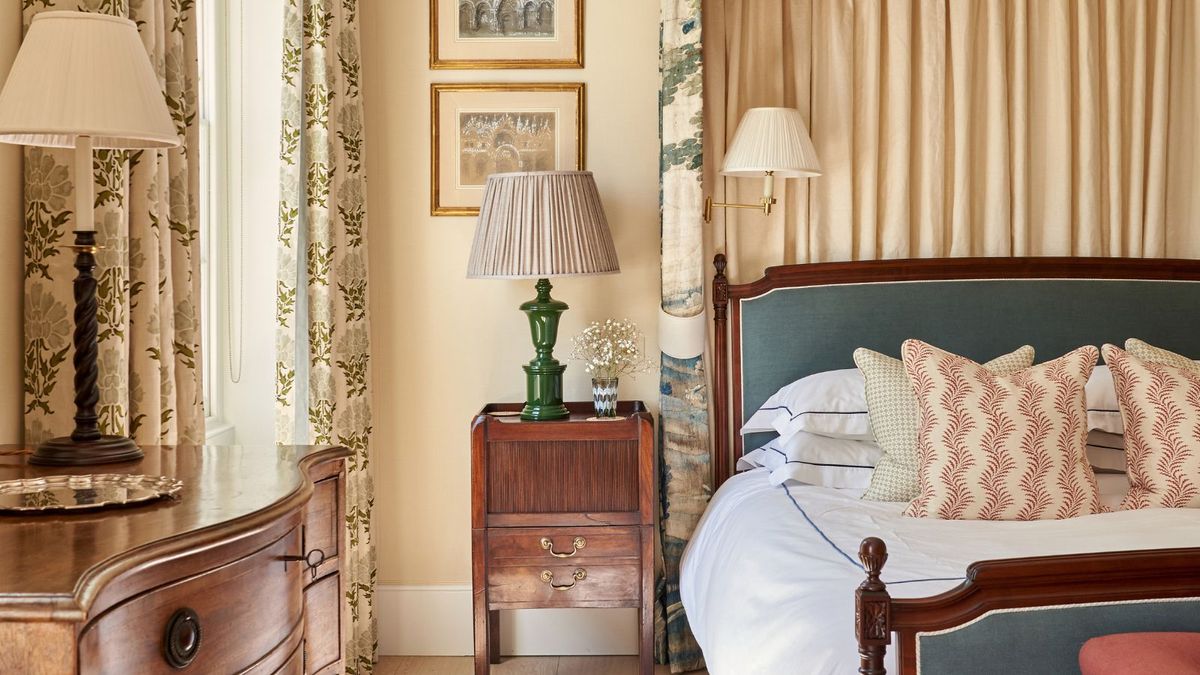 Decorating with vintage – 7 ways to bring character into the home ...