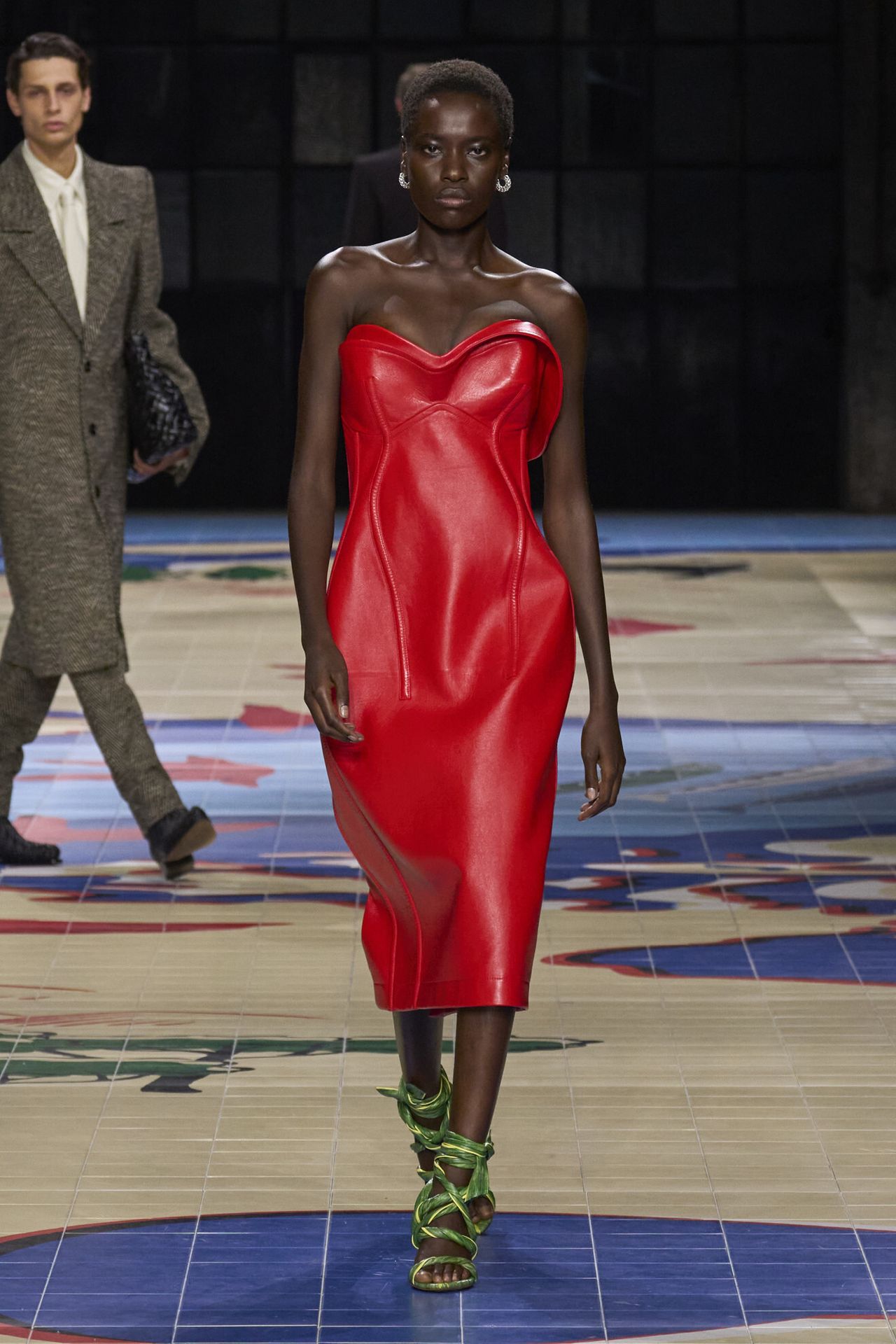 15 Pairs of Green Shoes That Will Elevate Your Looks to Fashionable New ...