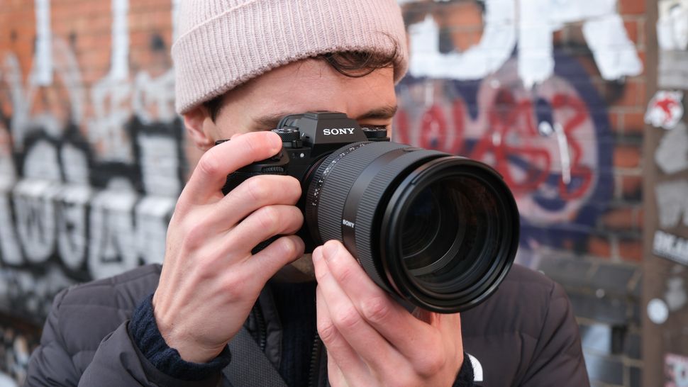 Sony FE 28-70mm f/2 GM lens review: setting a new standard | Digital ...