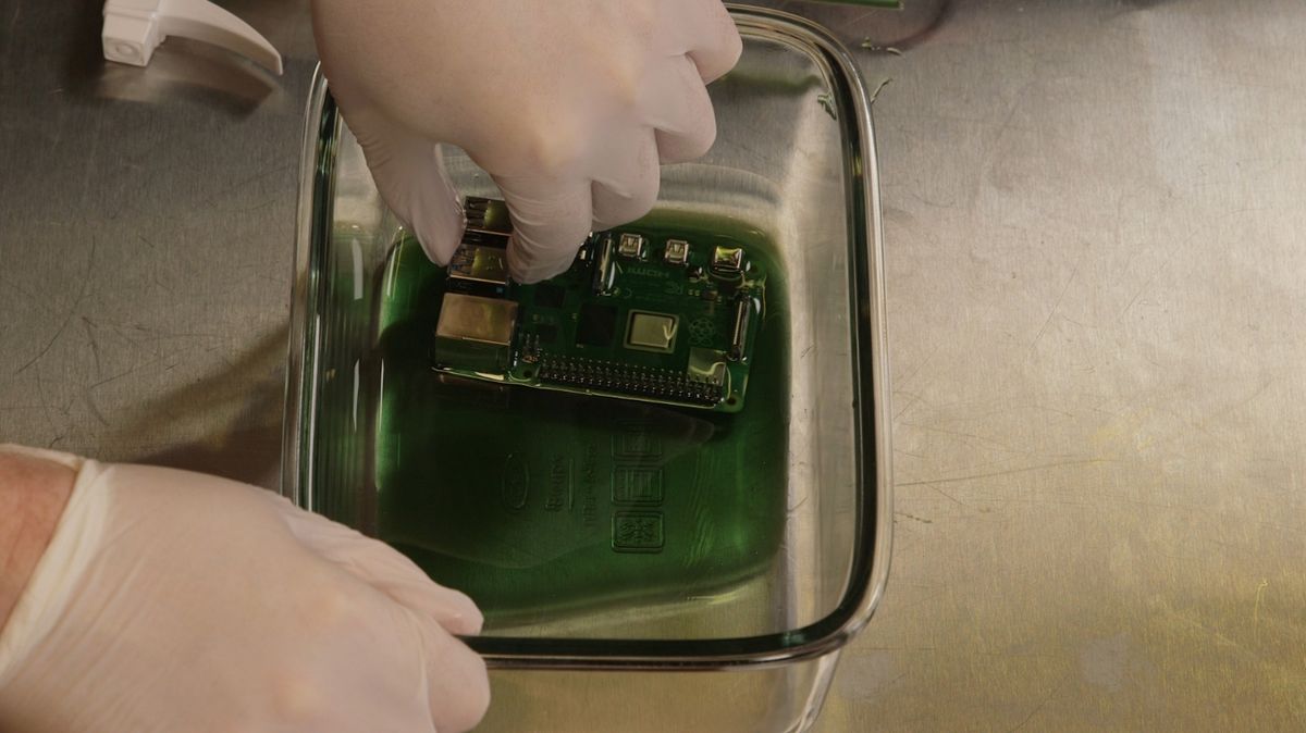 You Can Run a Raspberry Pi Under Water: Here's How | Tom's Hardware