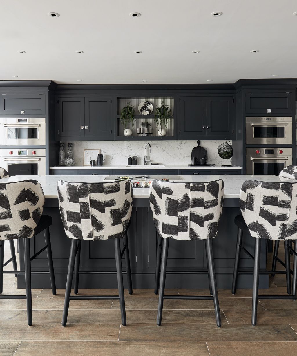 Dark gray kitchen ideas: 10 chic and timeless looks | Homes and Gardens