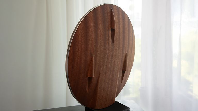 Miniot’s really strange turntable is wheely clever | T3