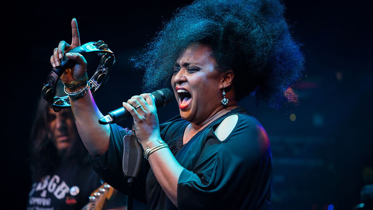 Live Review: The Bellrays | Louder