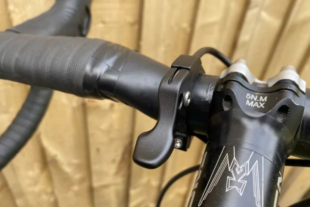 Drop it like it's hot! The best dropper posts and levers for gravel ...