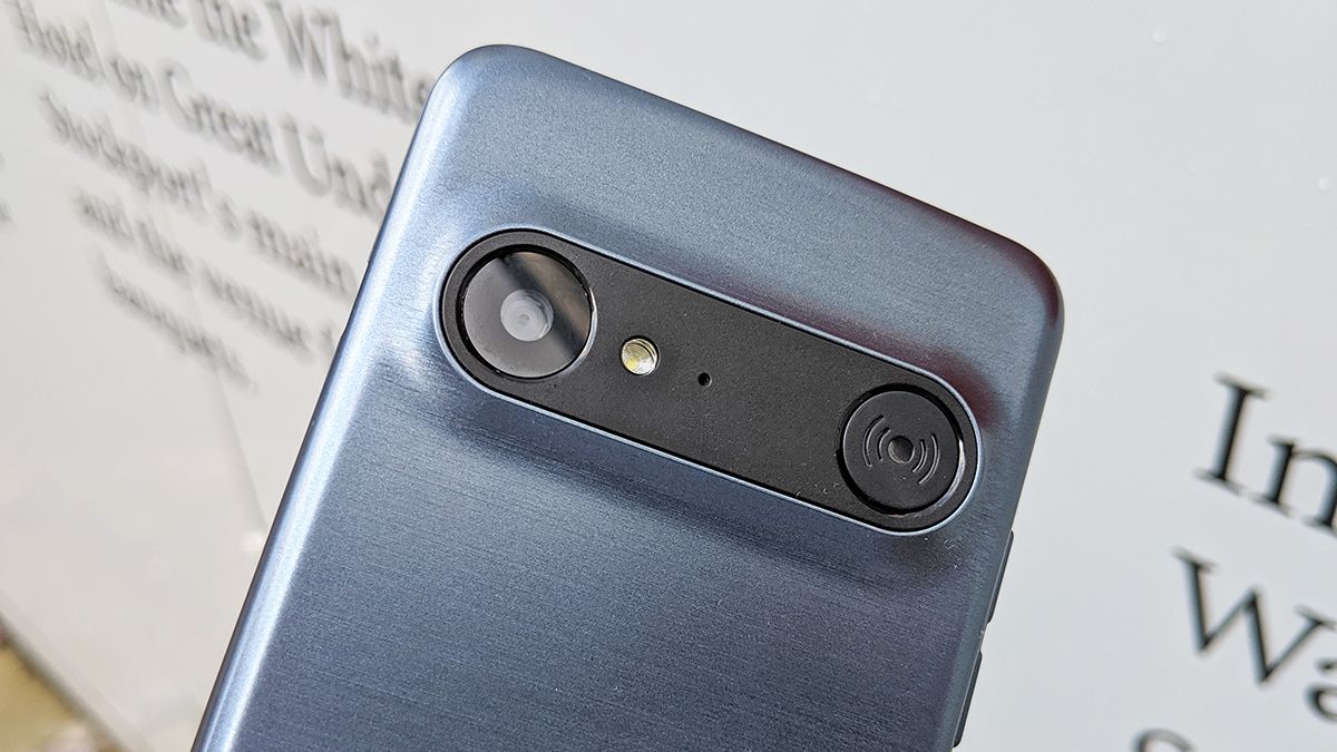 Doro 8035 review: an appealing smartphone for older users | T3