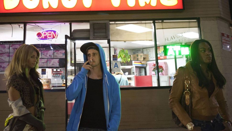 Netflix just got a must-watch crime comedy from the Oscar-winning ...