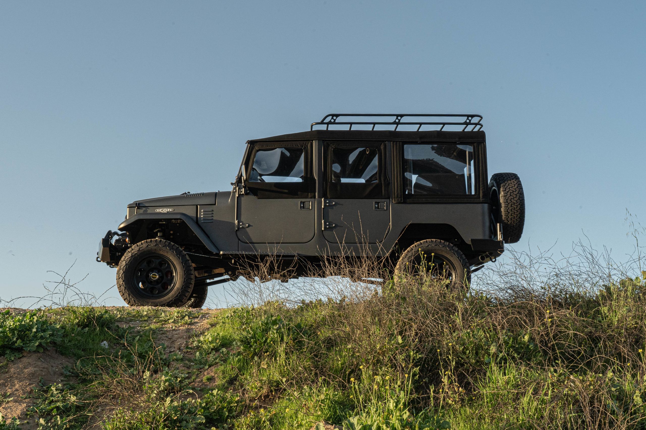 ICON celebrates 500 custom Land Cruisers with 1964 New School Edition ...