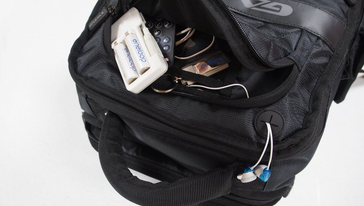 The GAEMS Universal Backpack Pro is the best way to protect your Xbox ...