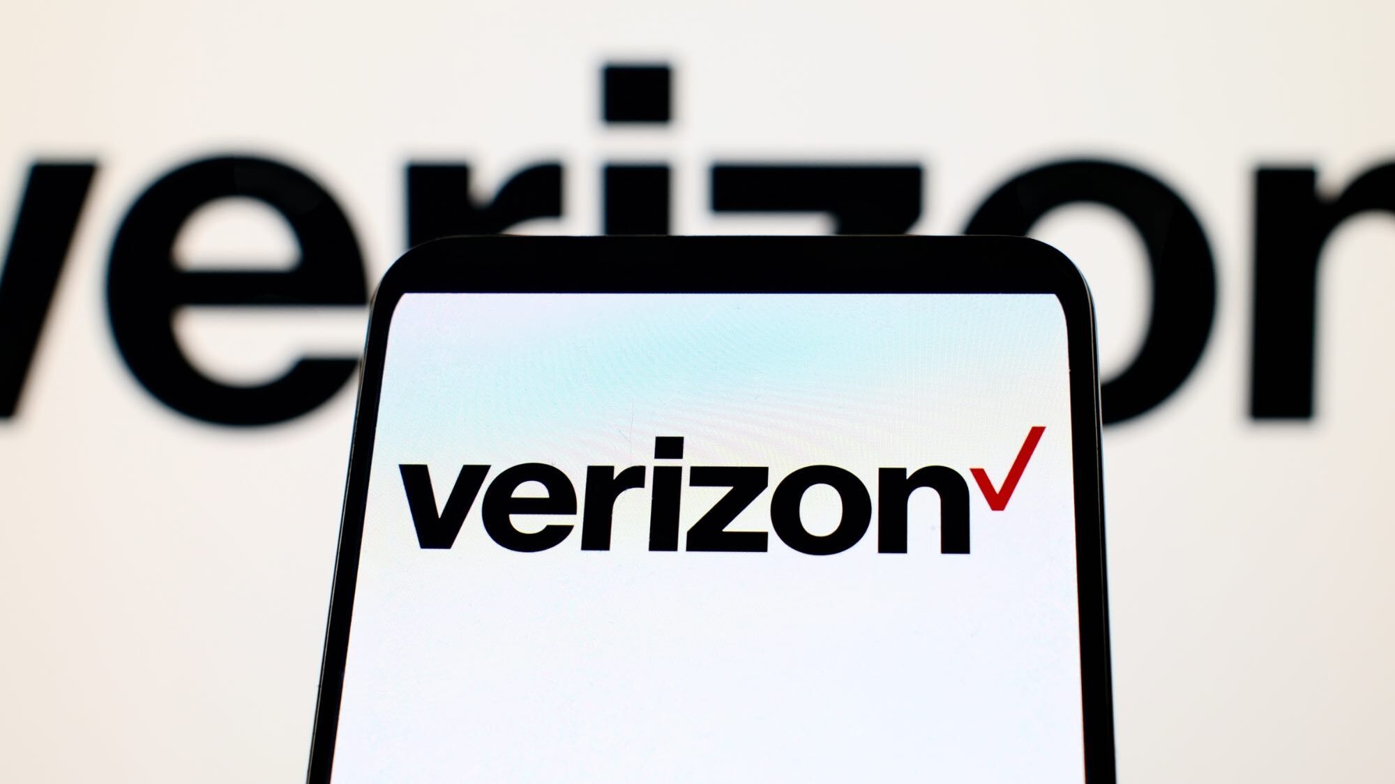Verizon promises to offer credits following massive outage — 'we will ...
