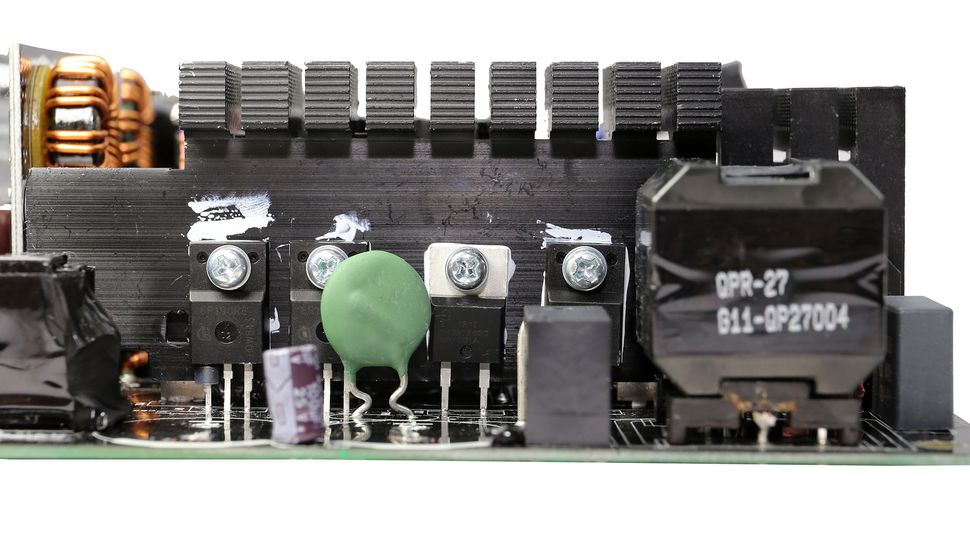 Corsair RM650 Power Supply Review: Silent and Efficient - Tom's ...