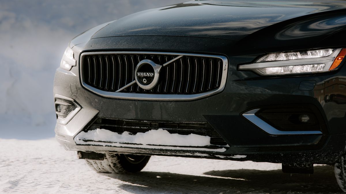 Sensors in the Volvo V60 now detect cars coming right at you | TechRadar