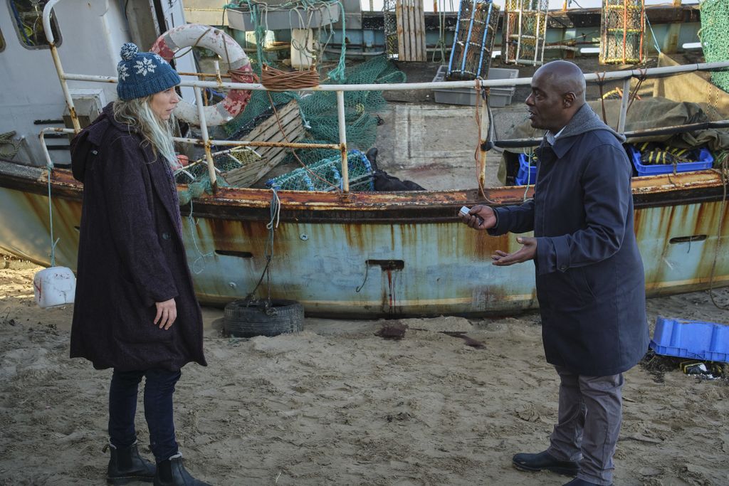 Boat Story: ep guide, air date, cast plot trailer interviews | What to ...