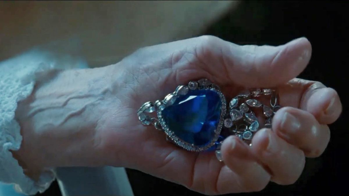 Titanic Ending Explained: What Happens To Jack, Rose, And The Heart Of ...