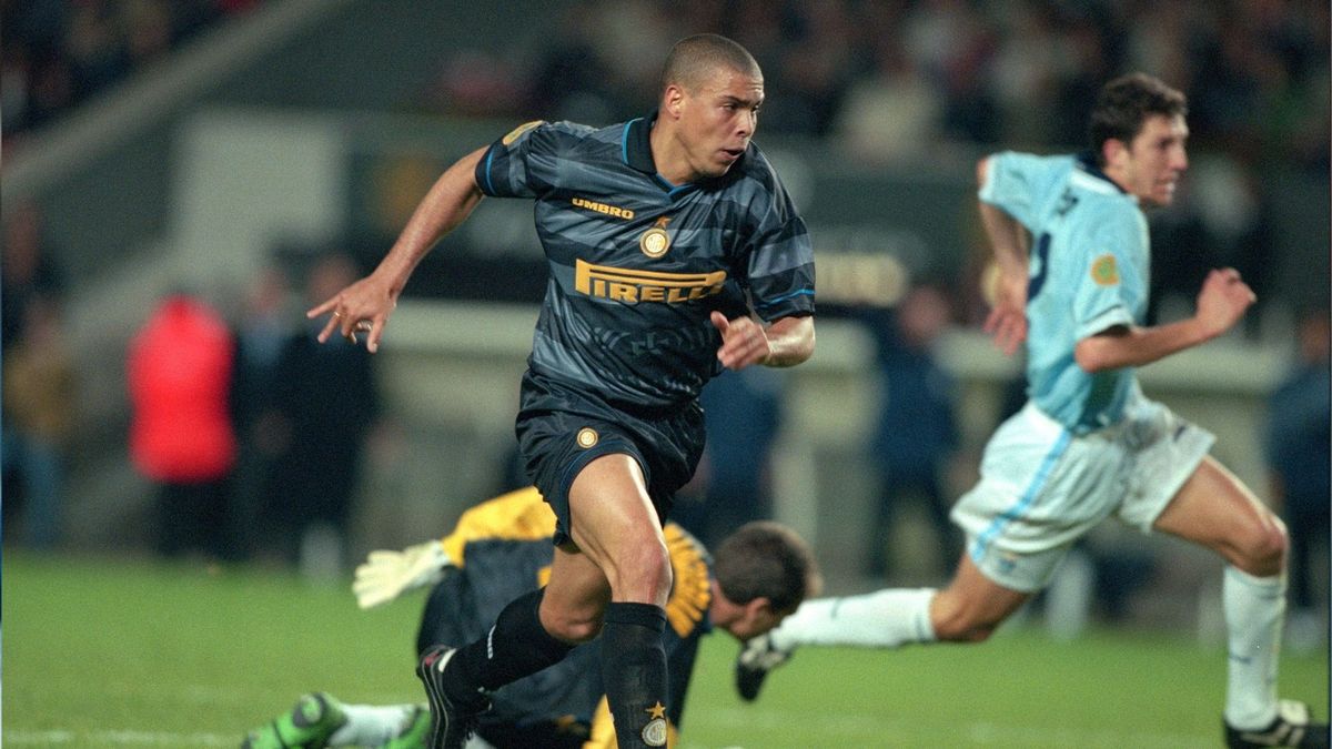 The 50 most heartbreaking moments in football | FourFourTwo